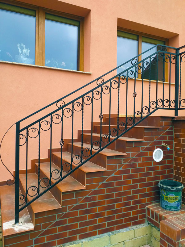 Balustrady schodowe metalowe - Wiech-Spaw Legnica Balustrady schodowe metalowe - Wiech-Spaw Legnica